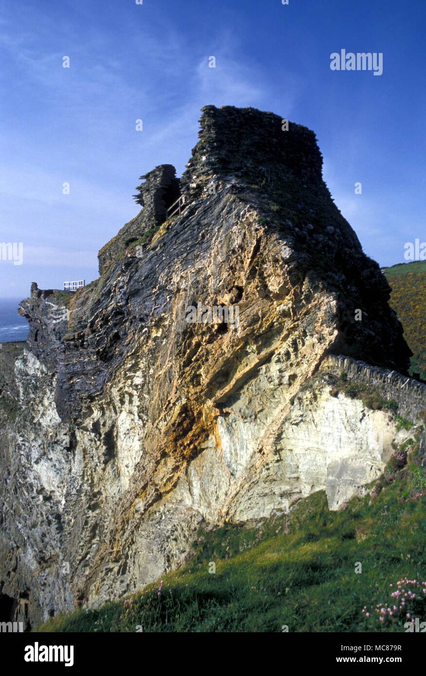 Arthurian hi-res stock photography and images - Alamy