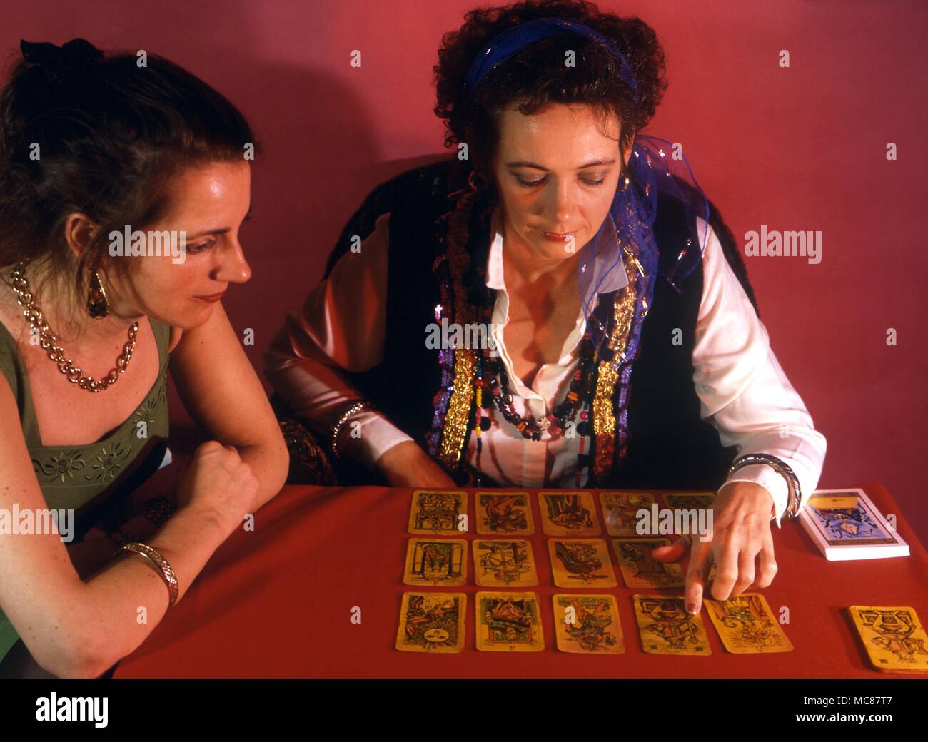 Major arcanum hi-res stock photography and images - Alamy