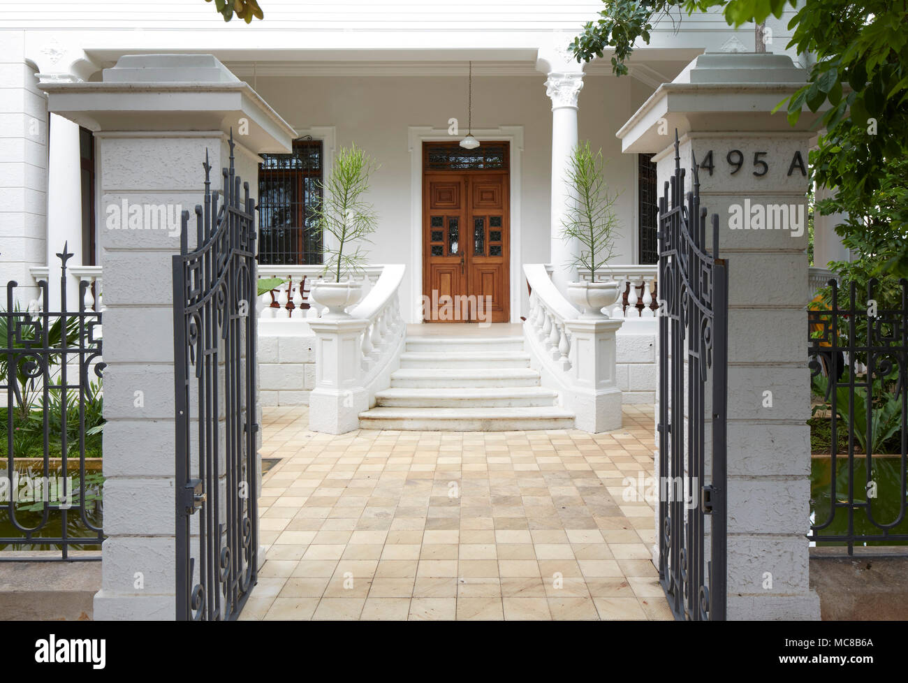 Street view showing traditional style Merida villa. Merida House 2 ...