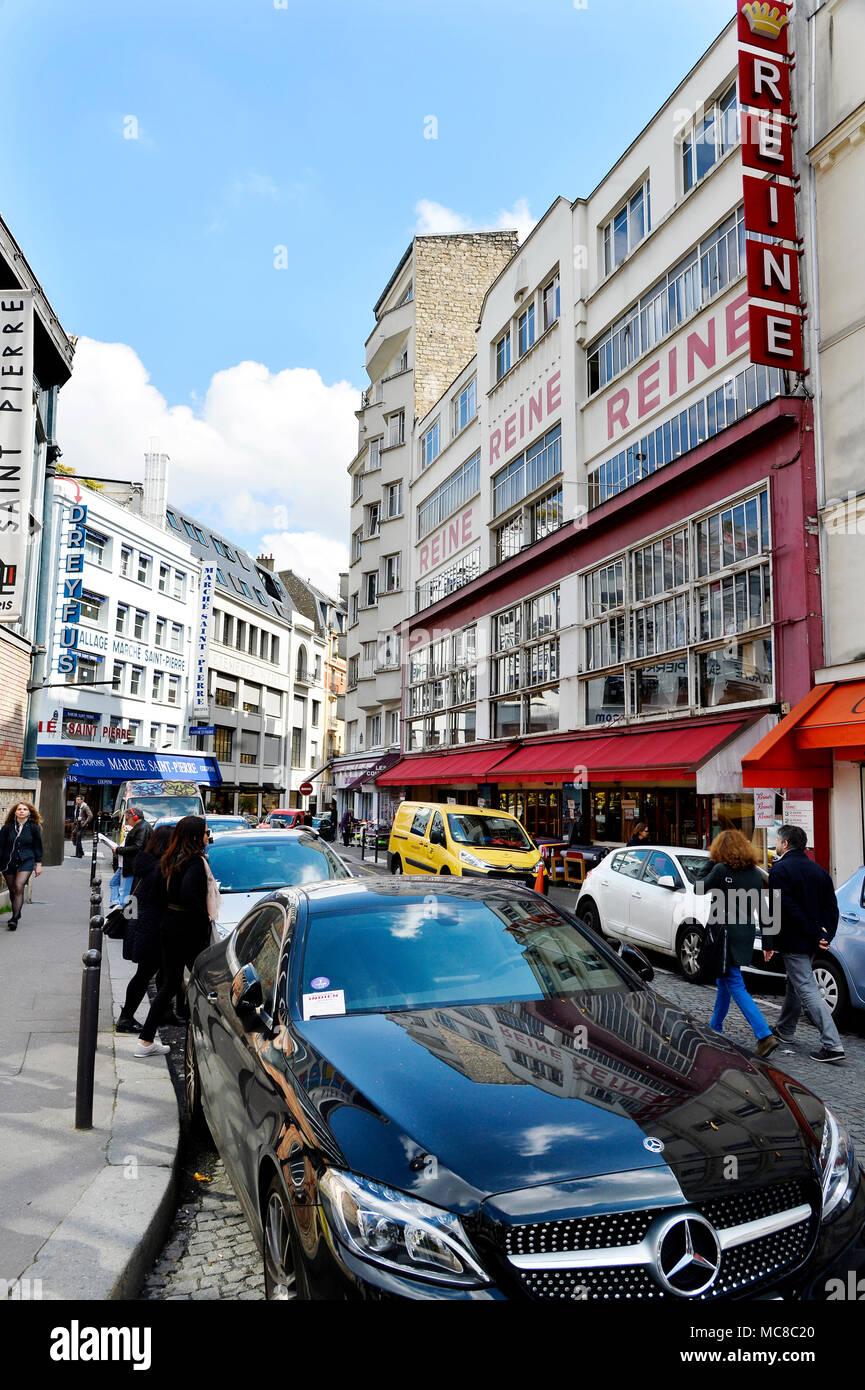 Marché saint-Pierre - Street scene - Paris - France Stock Photo - Alamy