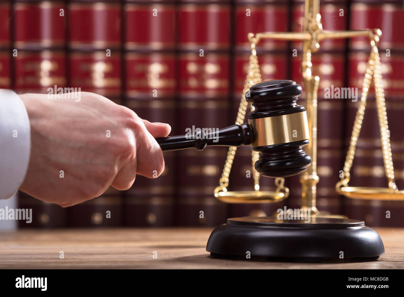 Judge hammer man in hi-res stock photography and images - Alamy