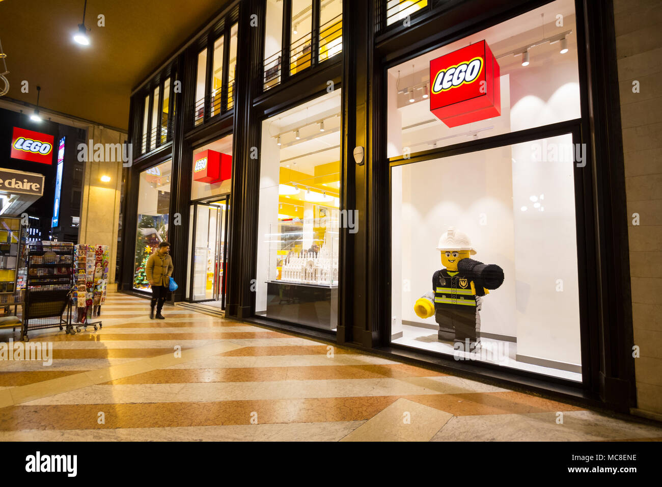 Milan, December 2017: Shop window of Lego in Shopping Street of the ...