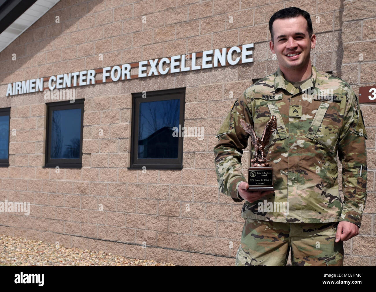 Wrick hi-res stock photography and images - Alamy