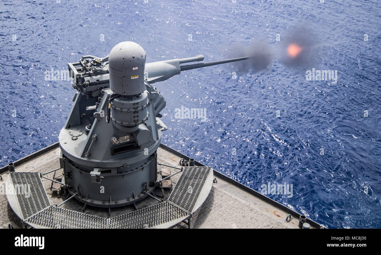 Mk 38 25mm machine gun hi-res stock photography and images - Alamy