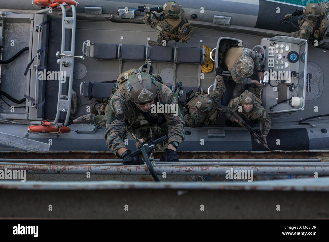 Caving ladder hi-res stock photography and images - Alamy