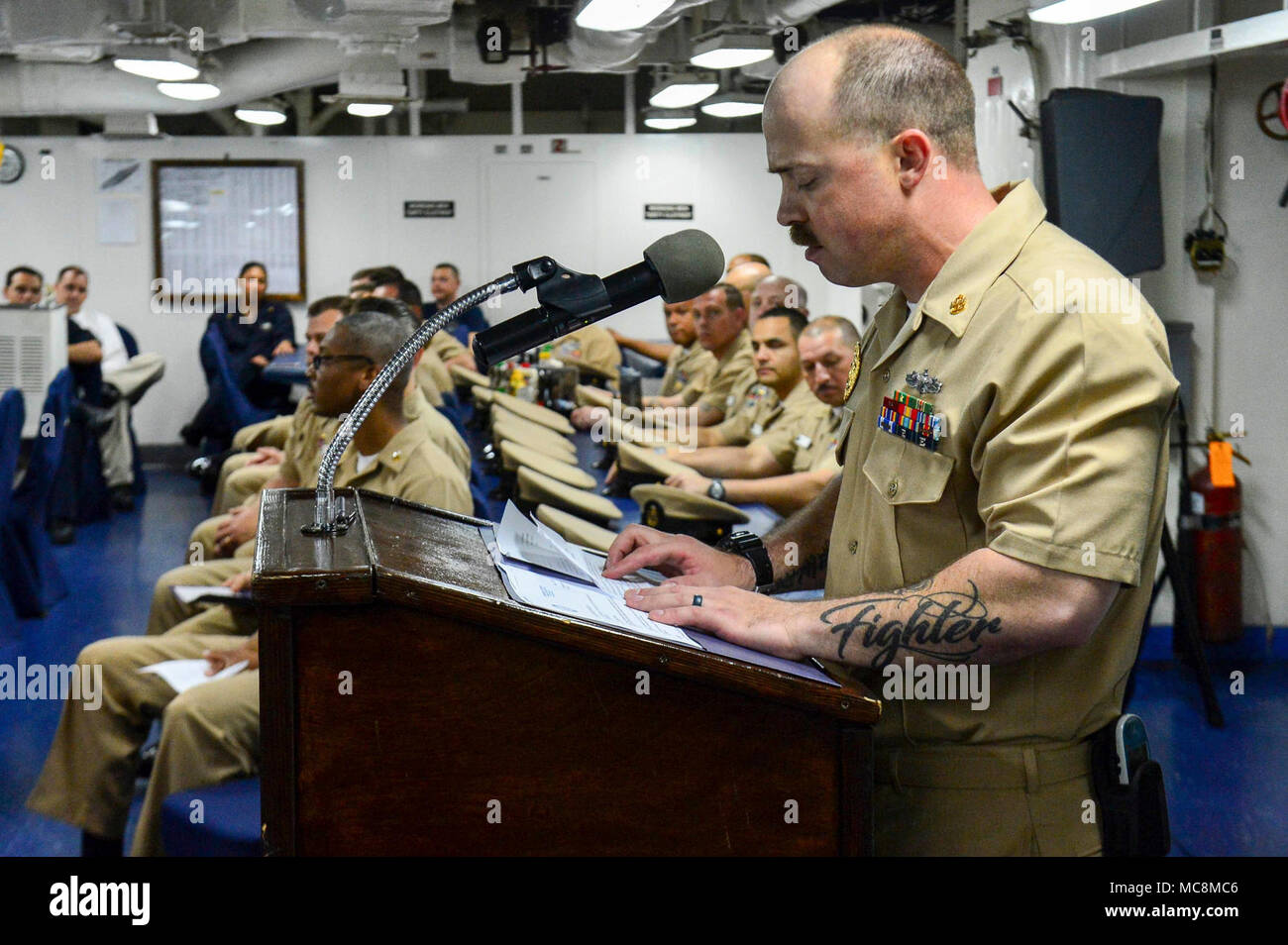 Chief petty officer birthday hi-res stock photography and images - Alamy