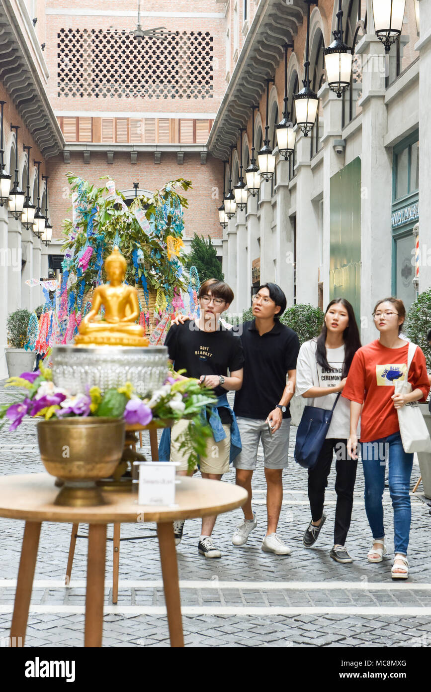 Young people shopping in One Nimman open Shopping Mall , Chiang Mai ...