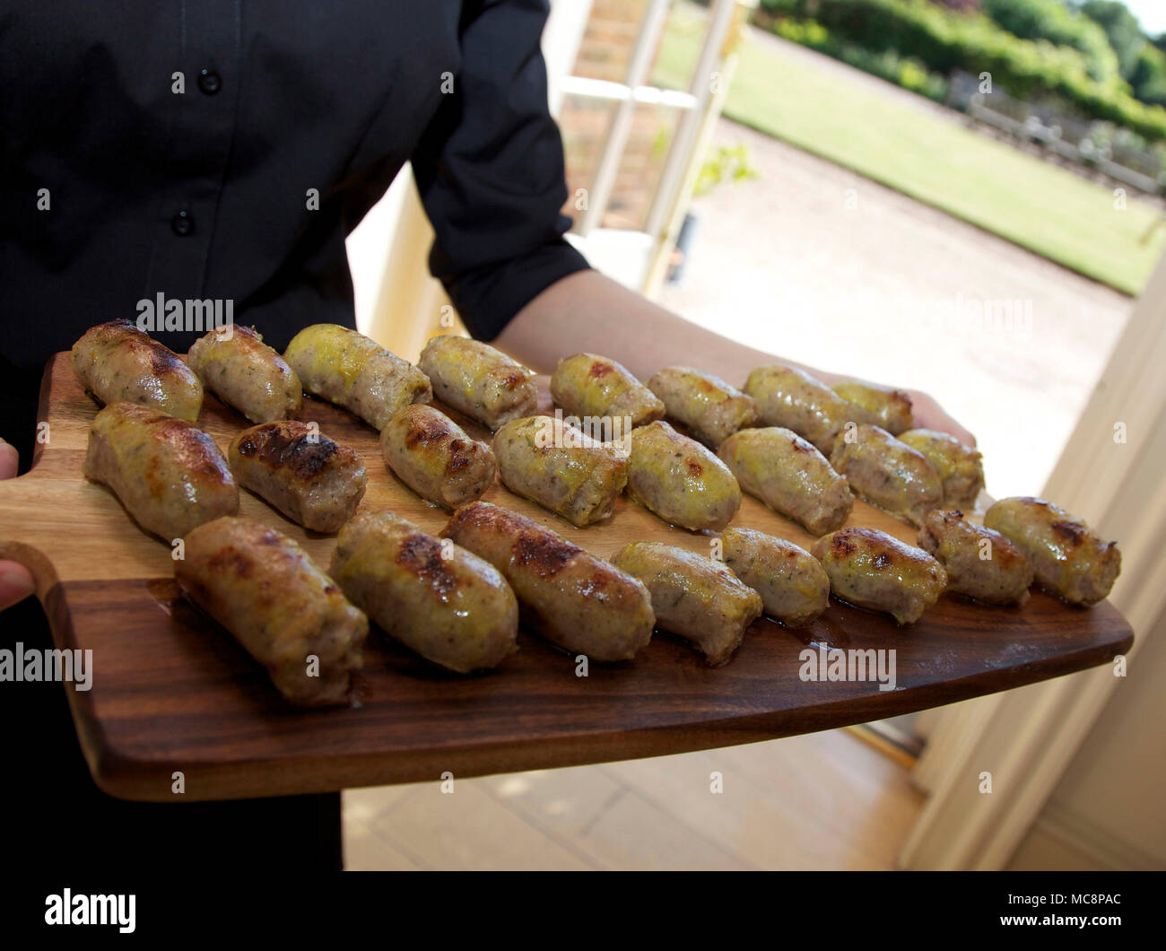 Canapes hi-res stock photography and images - Alamy