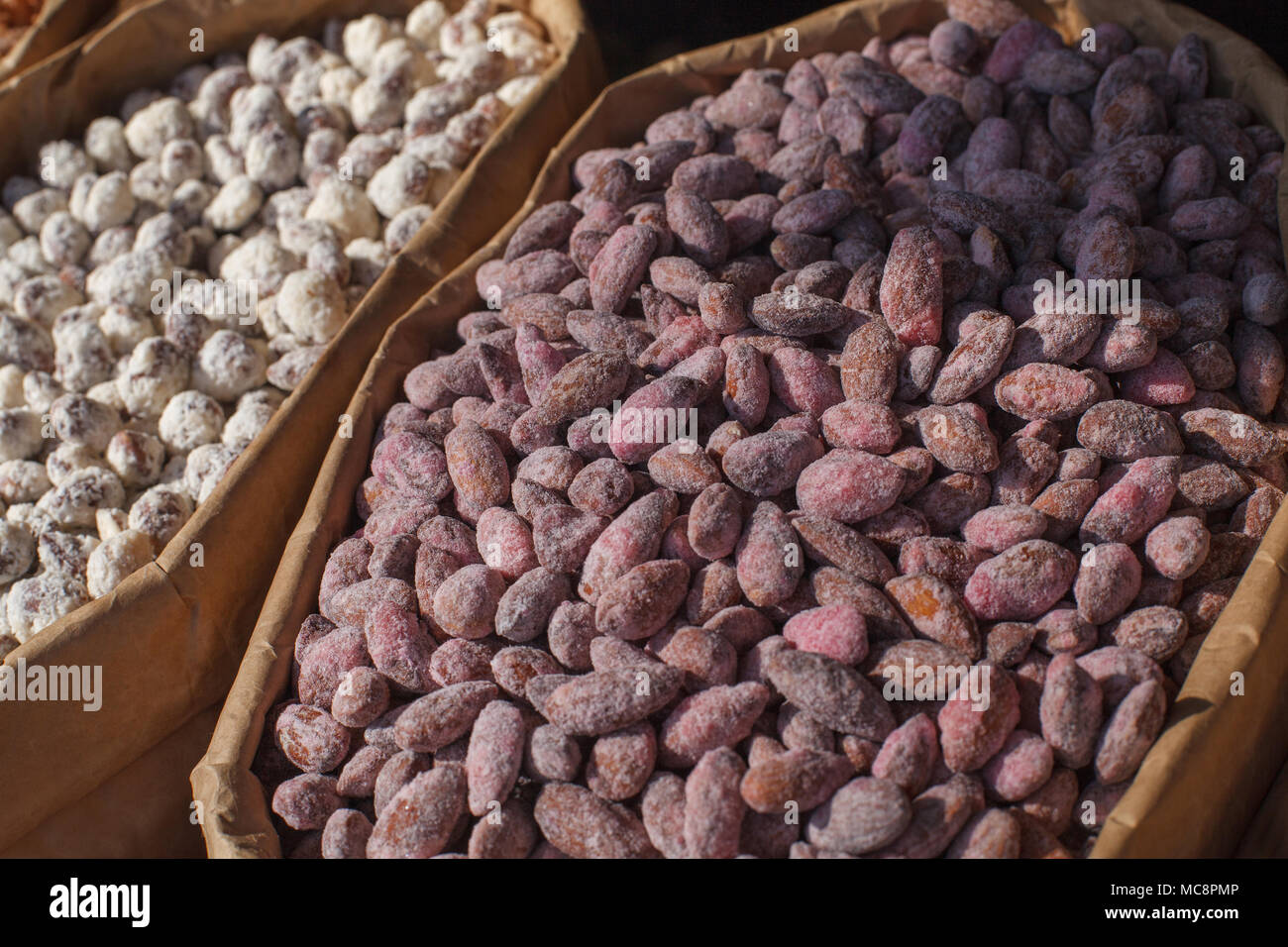 Fried almonds with sugar and cinnamon. Scandinavian sweetness. Fried ...