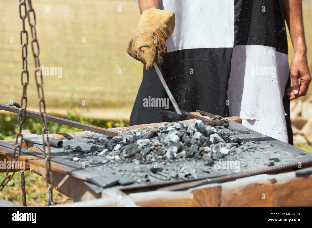 Forging metal hi-res stock photography and images - Alamy