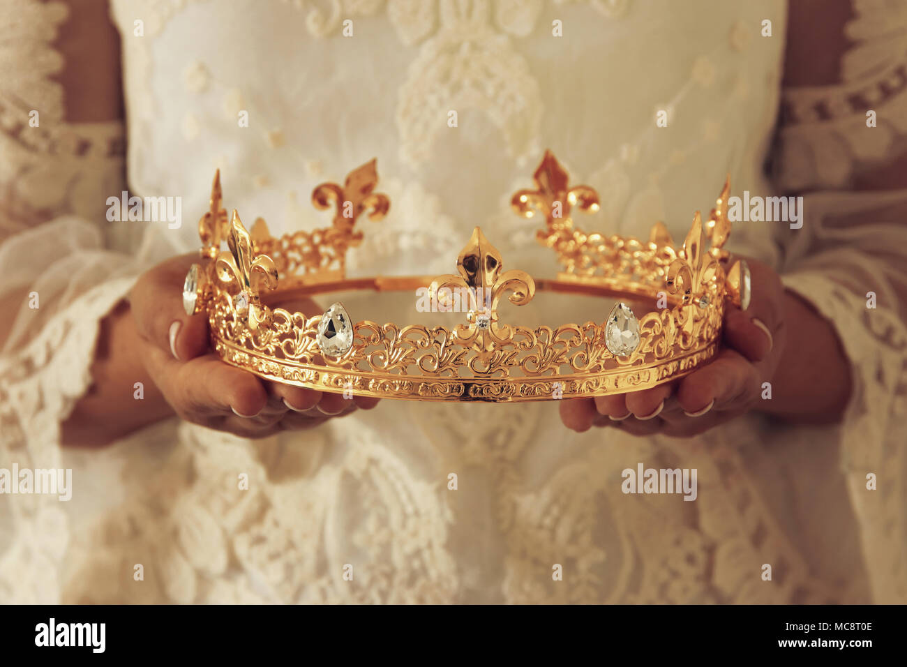 image of beautiful lady with white lace dress holding diamond crown ...
