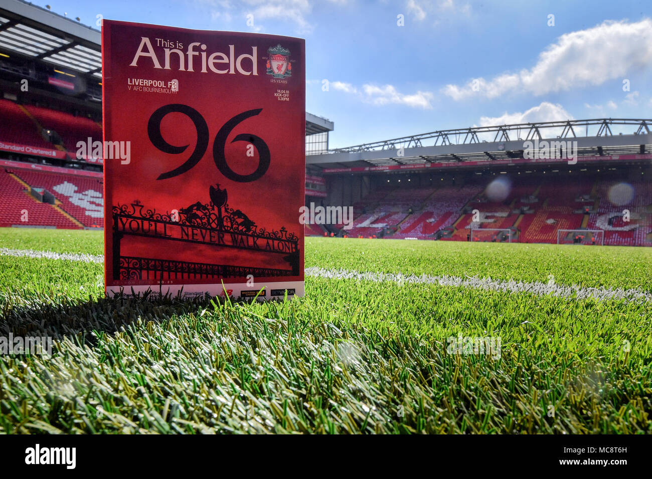20th matchday hi-res stock photography and images - Alamy