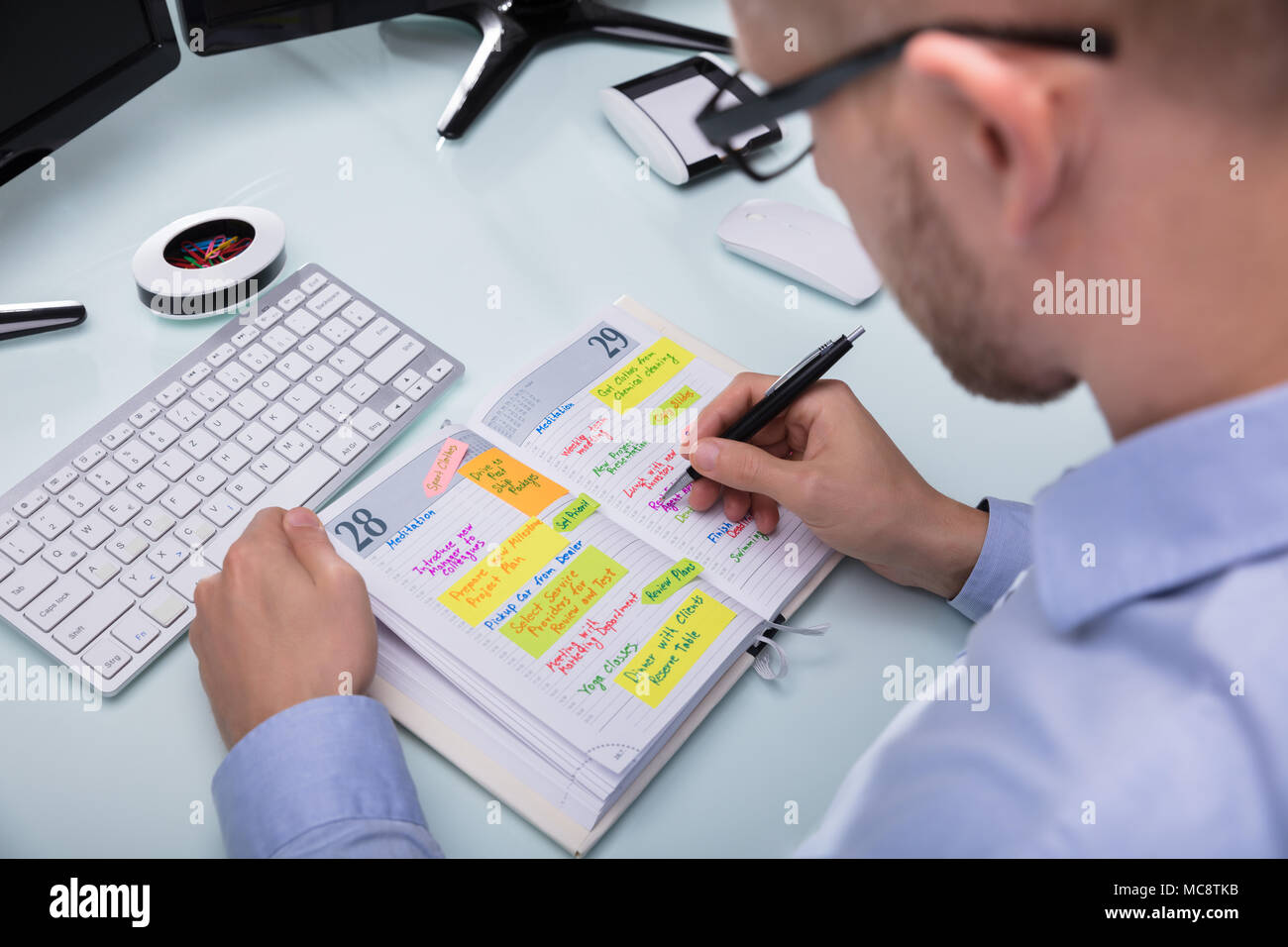 Planner schedule appointment writing hi-res stock photography and ...