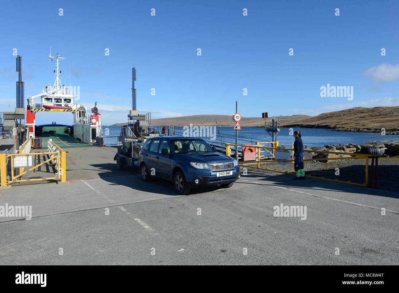 Ferry fetlar scotland hi-res stock photography and images - Alamy