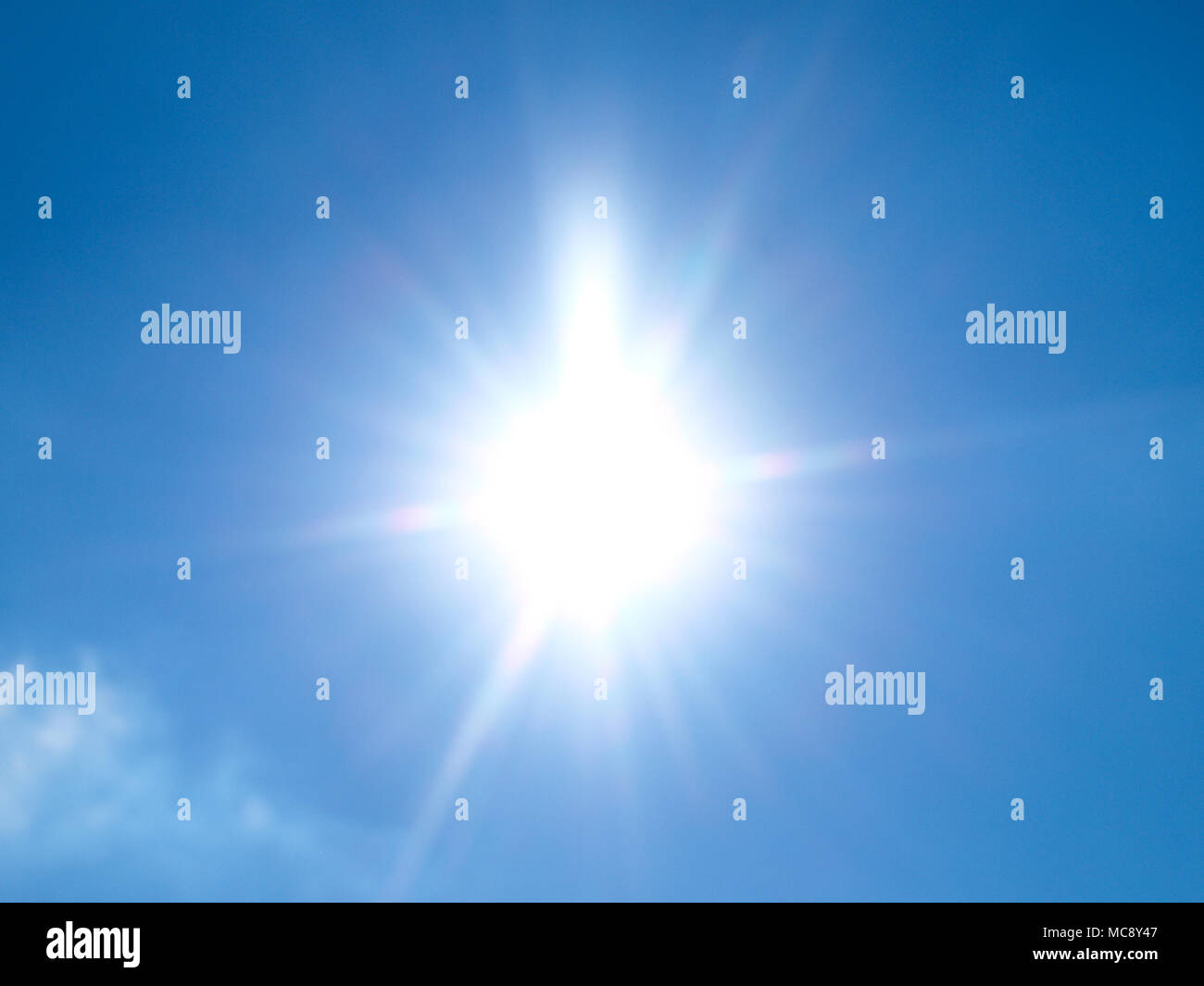 Brilliant sunshine hi-res stock photography and images - Alamy