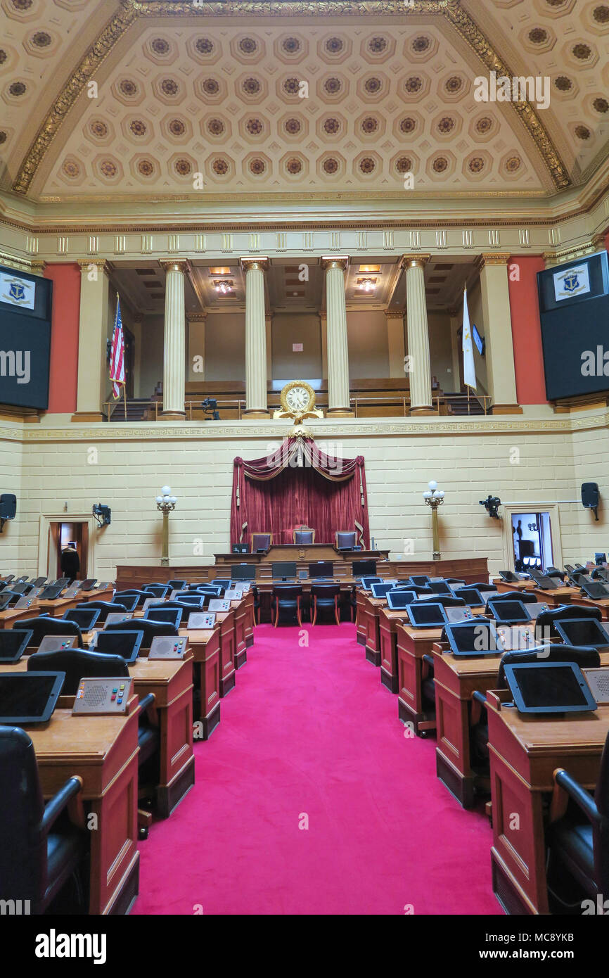 New england house interior hi-res stock photography and images - Alamy