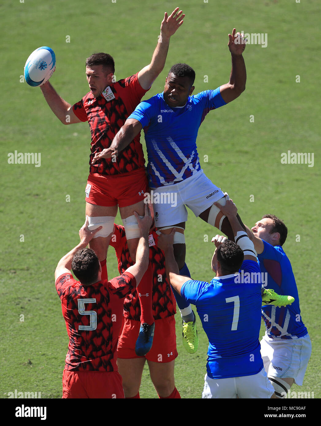 Wales' Justin Tipuric (left) and Scotland's Joseva Nayacavou battle for ...