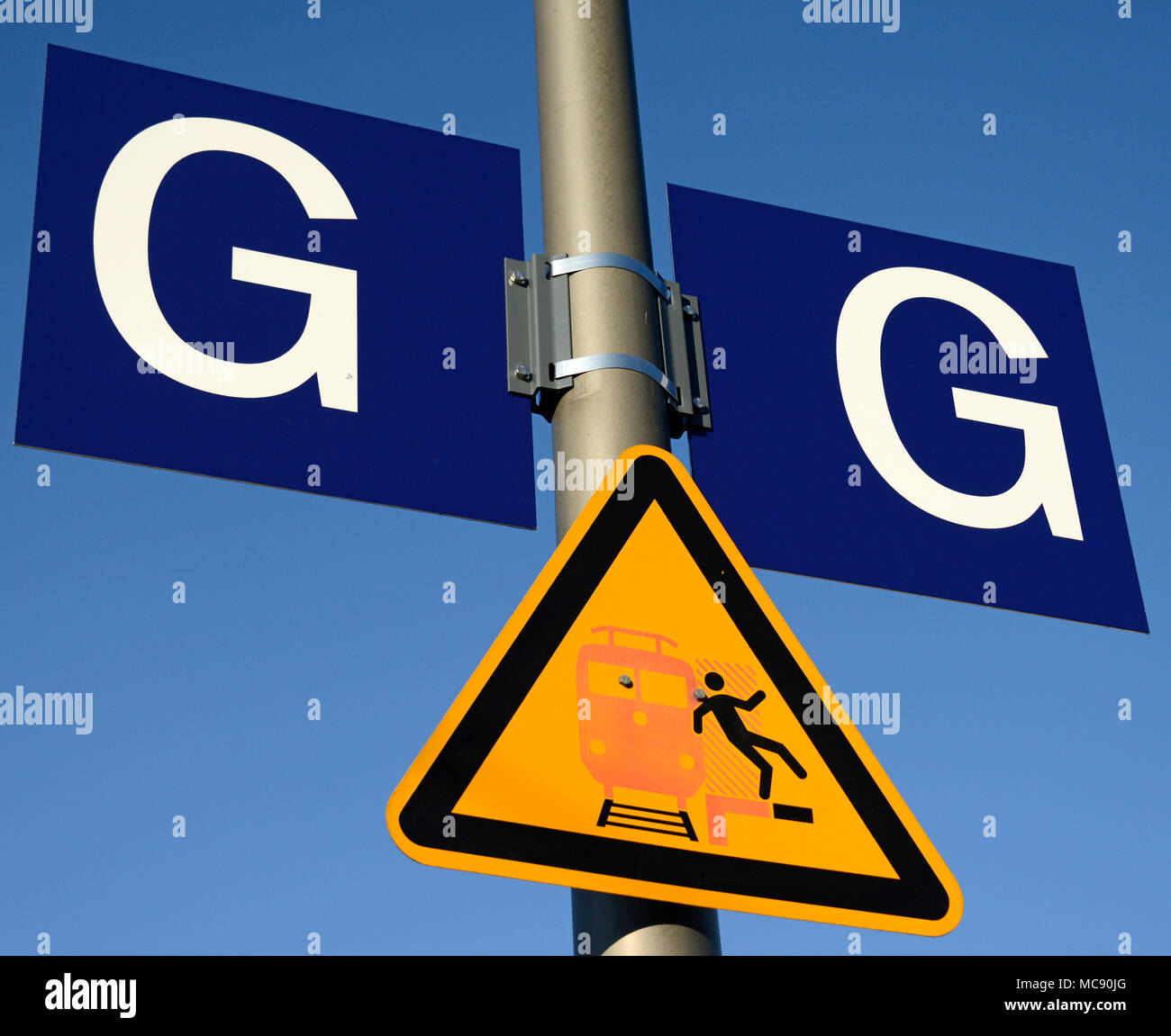 Warning sign at Cologne station in Germany Stock Photo - Alamy