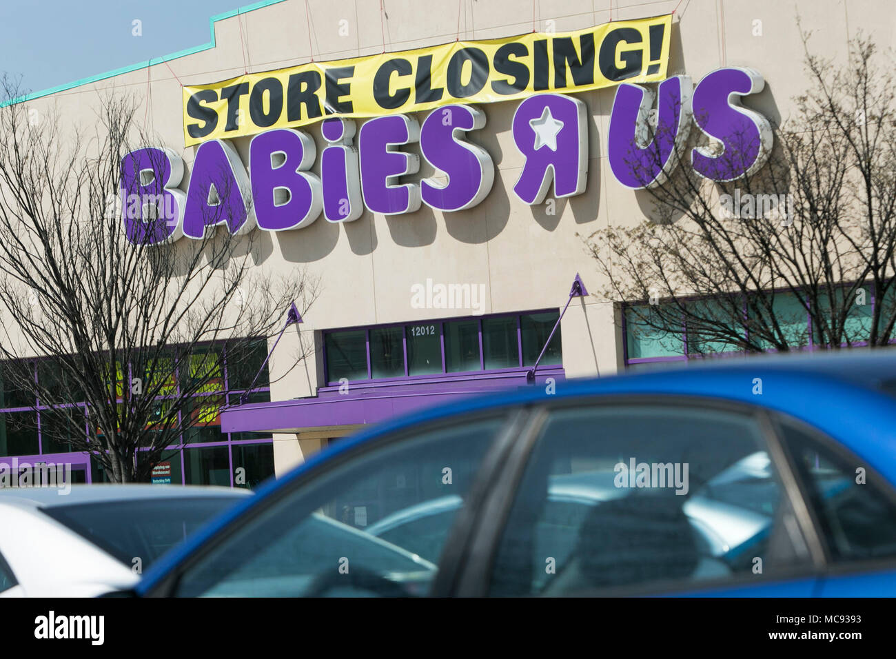 A logo sign outside of a Babies "R" Us retail store in Silver Spring ...