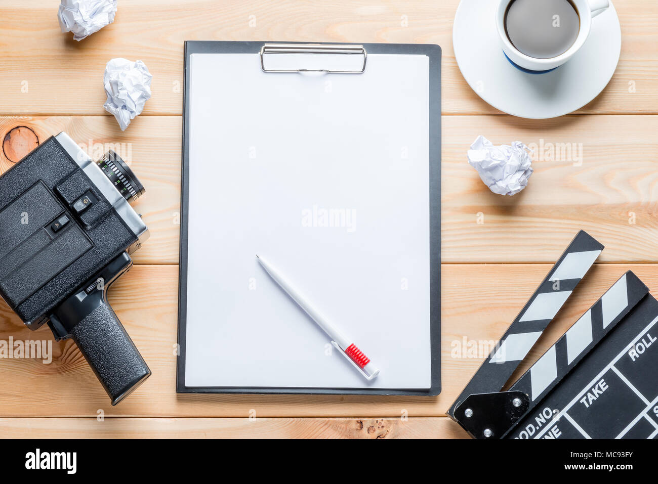 Camera clip art hi-res stock photography and images - Alamy
