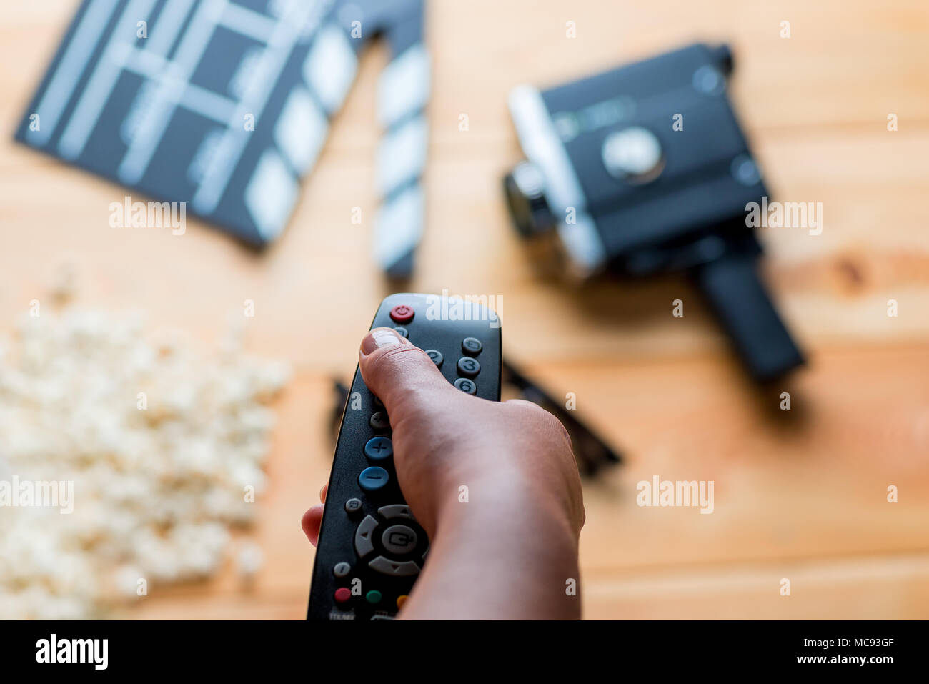 Tv board game hi-res stock photography and images - Alamy