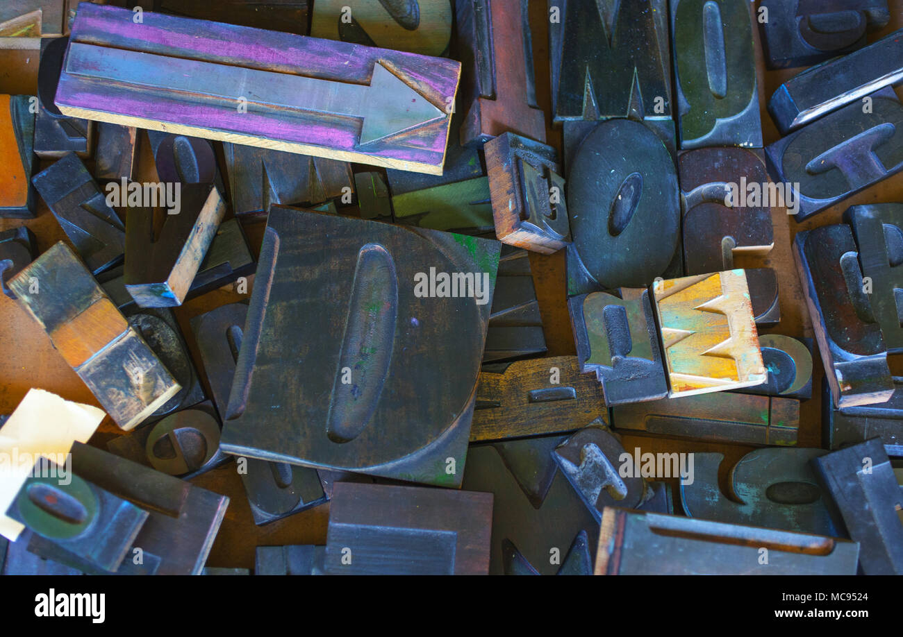 Printing press letters hi-res stock photography and images - Alamy