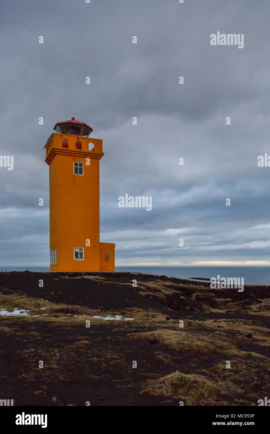 Black rock lighthouse hi-res stock photography and images - Alamy
