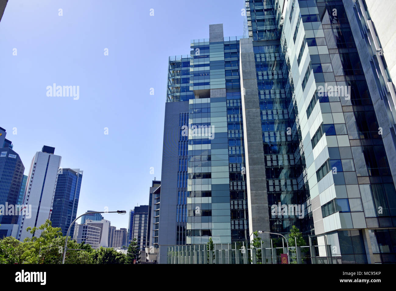 Bustling high rise buildings hi-res stock photography and images - Alamy