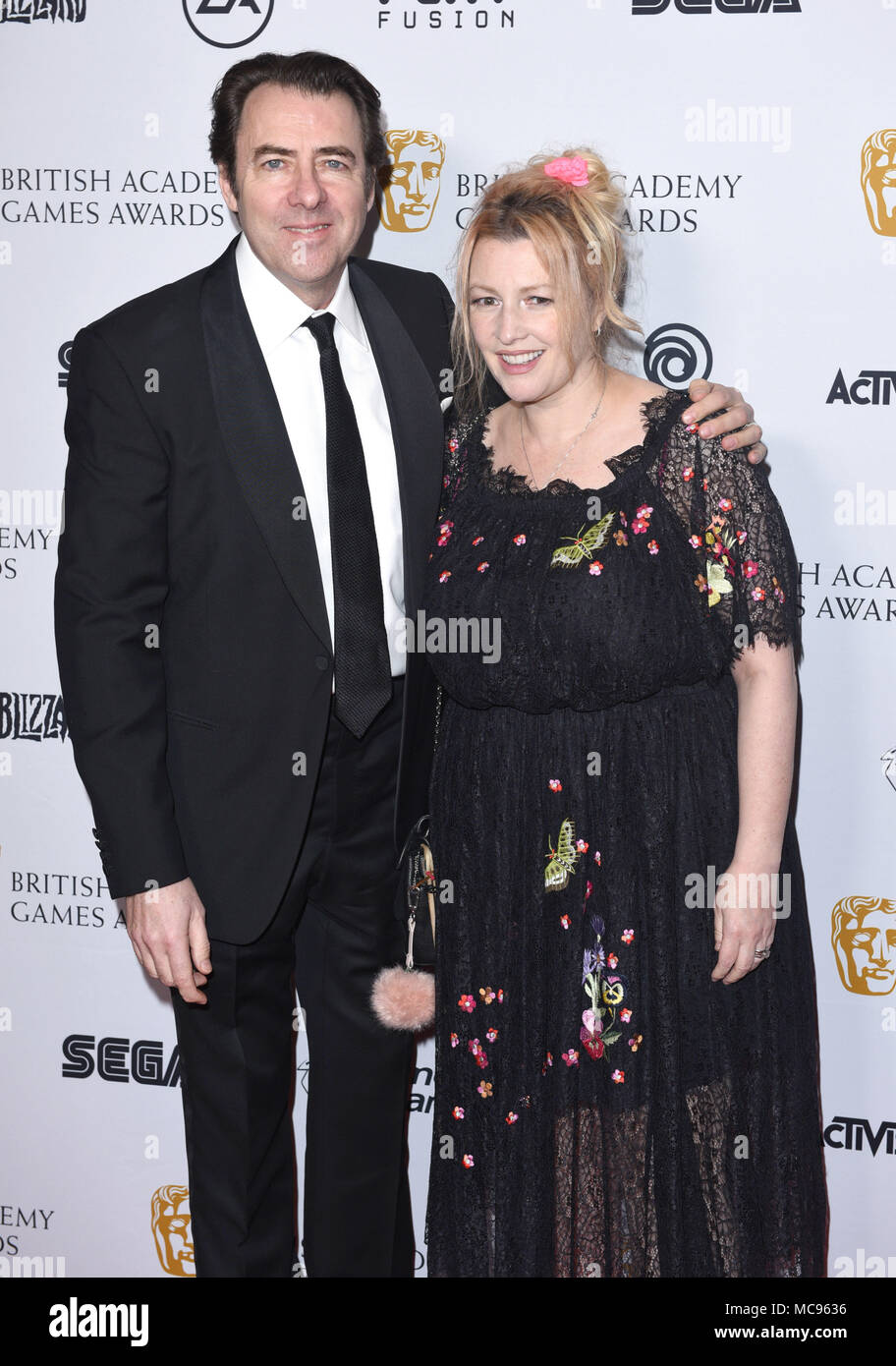 Jonathan ross wife jane goldman hi-res stock photography and images - Alamy
