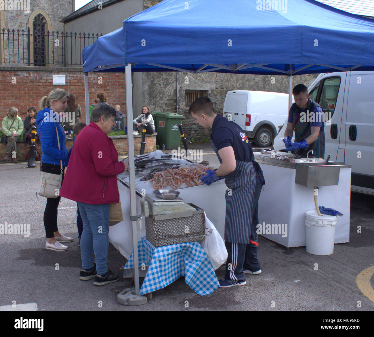 Fish display hi-res stock photography and images - Alamy