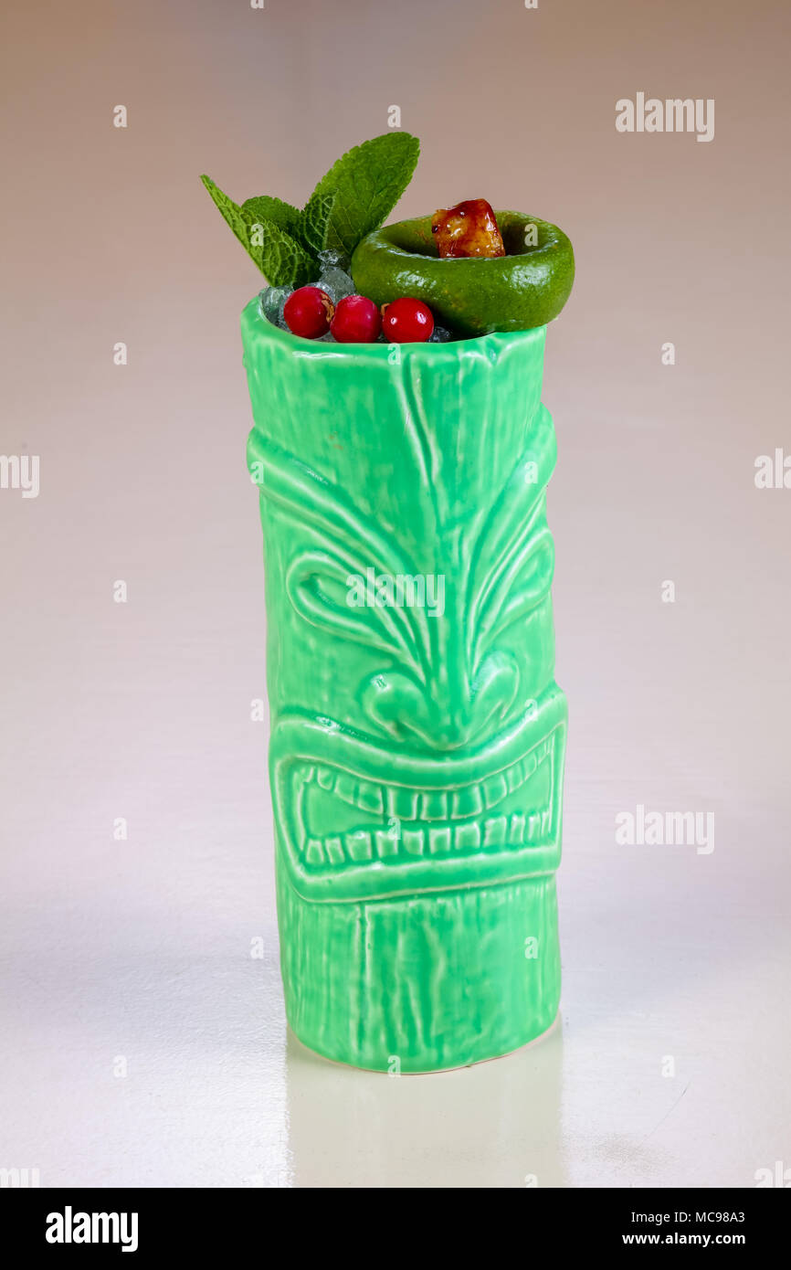 Hawaii cocktail bar drink Stock Photo - Alamy