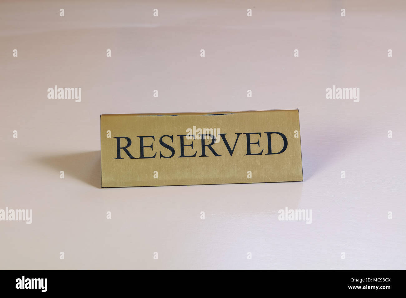 Expensive desk name plate hi-res stock photography and images - Alamy