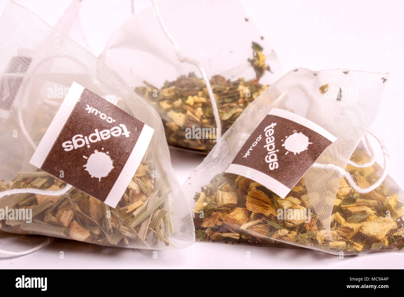 Tea packets hi-res stock photography and images - Alamy