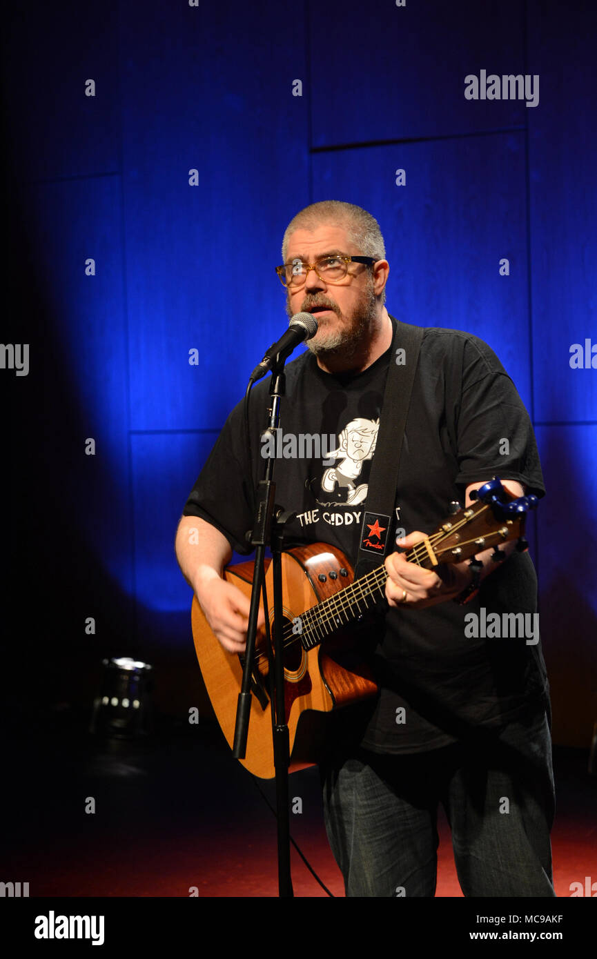 Phil jupitus hi-res stock photography and images - Alamy