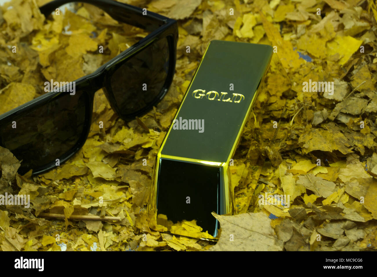 Close up shot of pure gold bars Stock Photo - Alamy