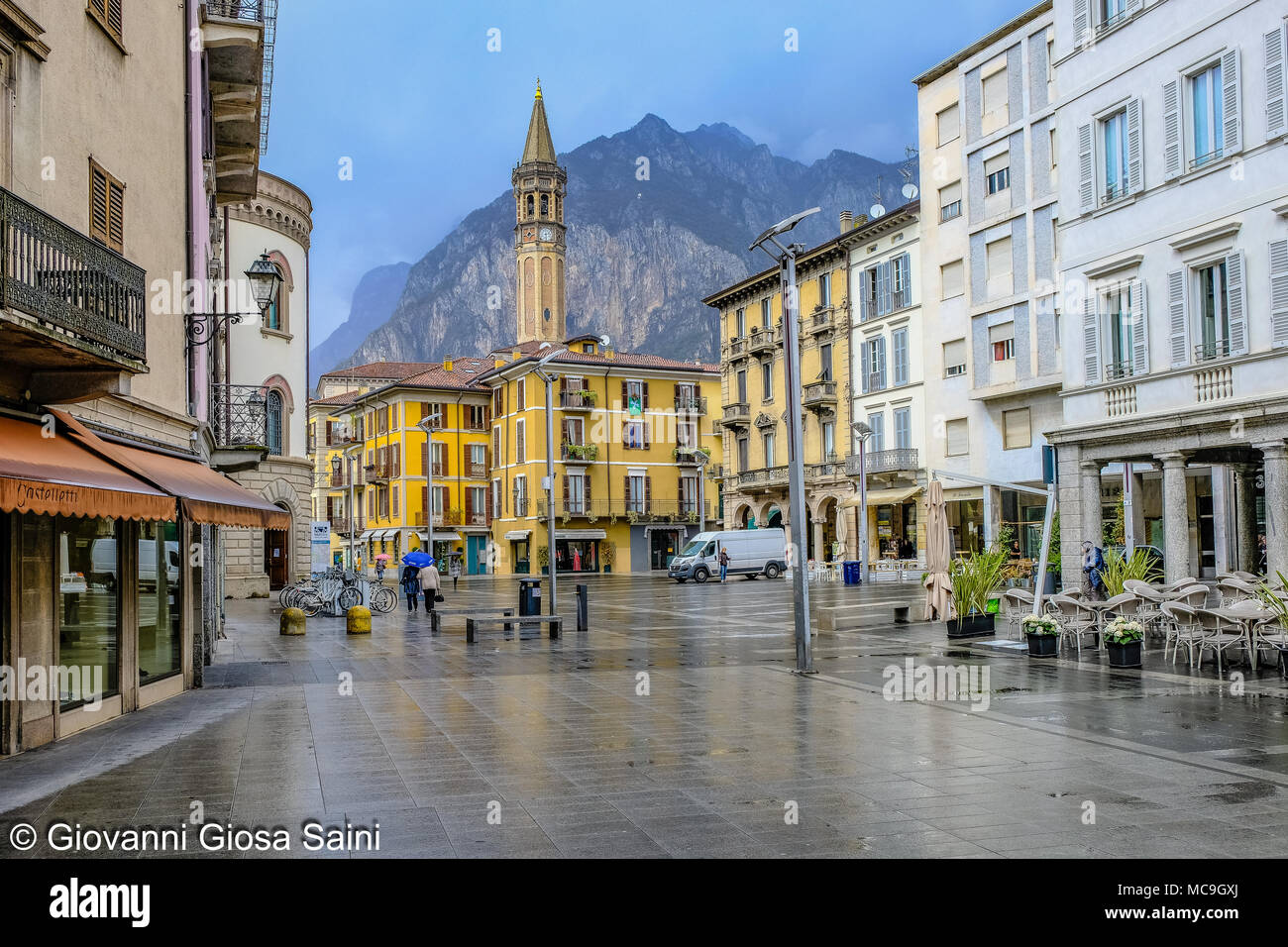 Lecco city centre hi-res stock photography and images - Alamy