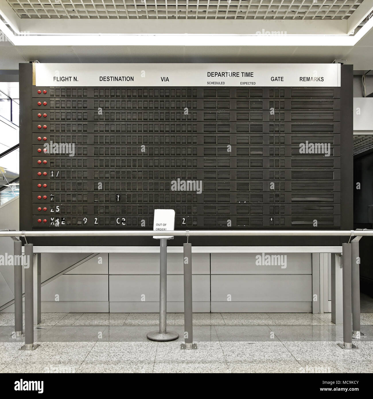 Split flap display hi-res stock photography and images - Alamy