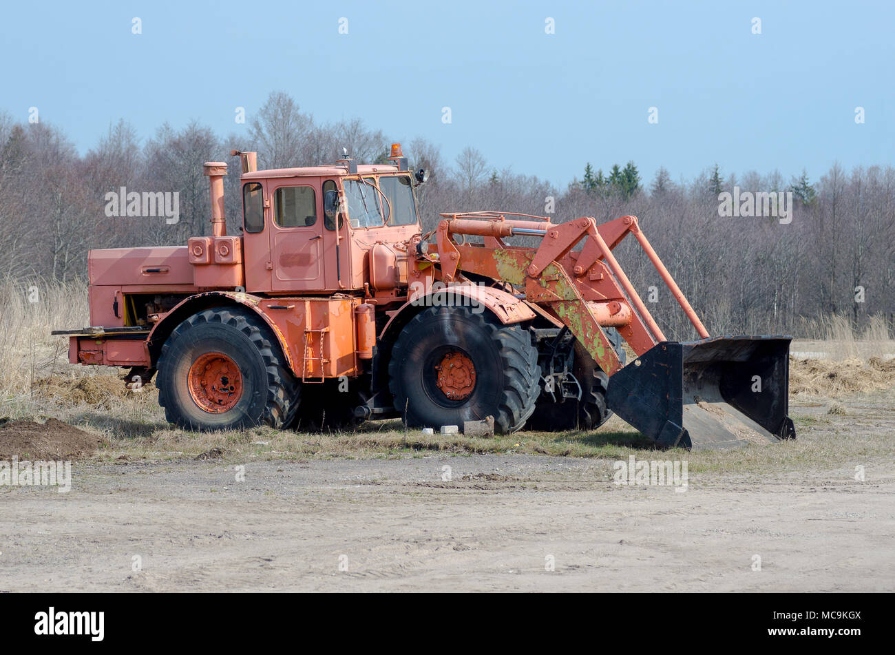 Big tractor hi-res stock photography and images - Alamy