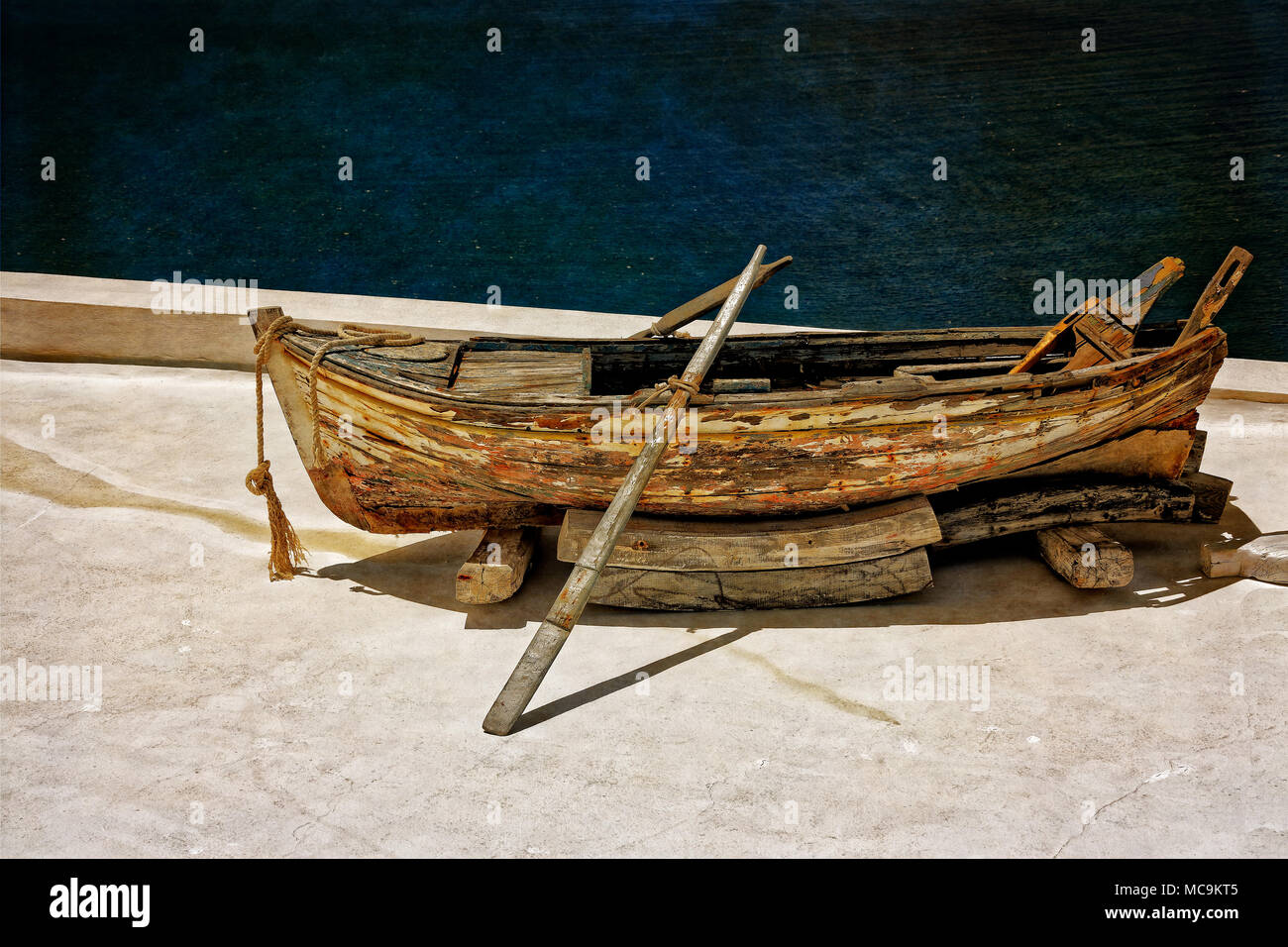 Holz fischerboot hi-res stock photography and images - Alamy
