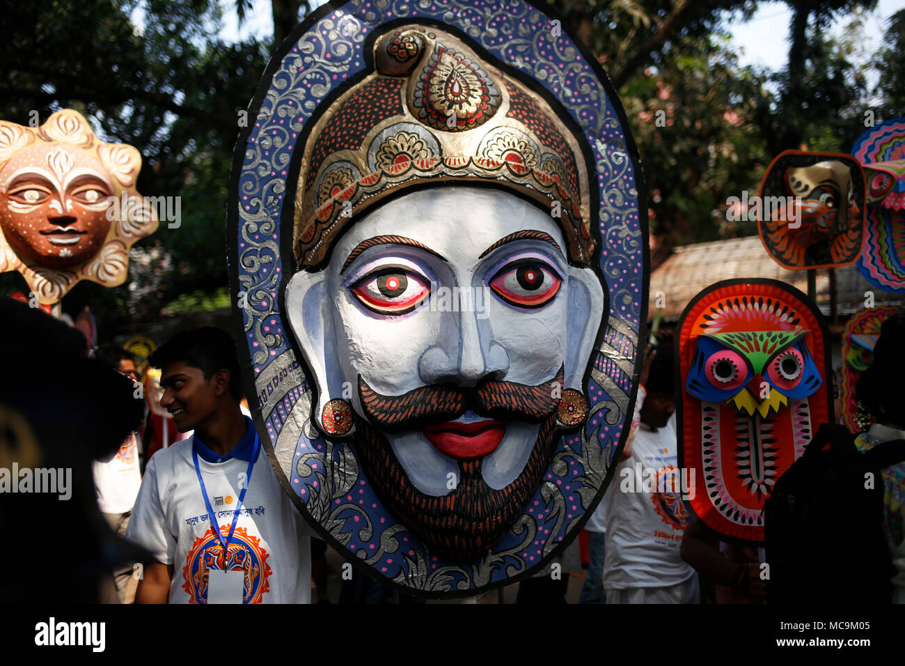 Dhaka, Bangladesh. 13th Apr, 2018. Bangladeshi people caries mask as ...