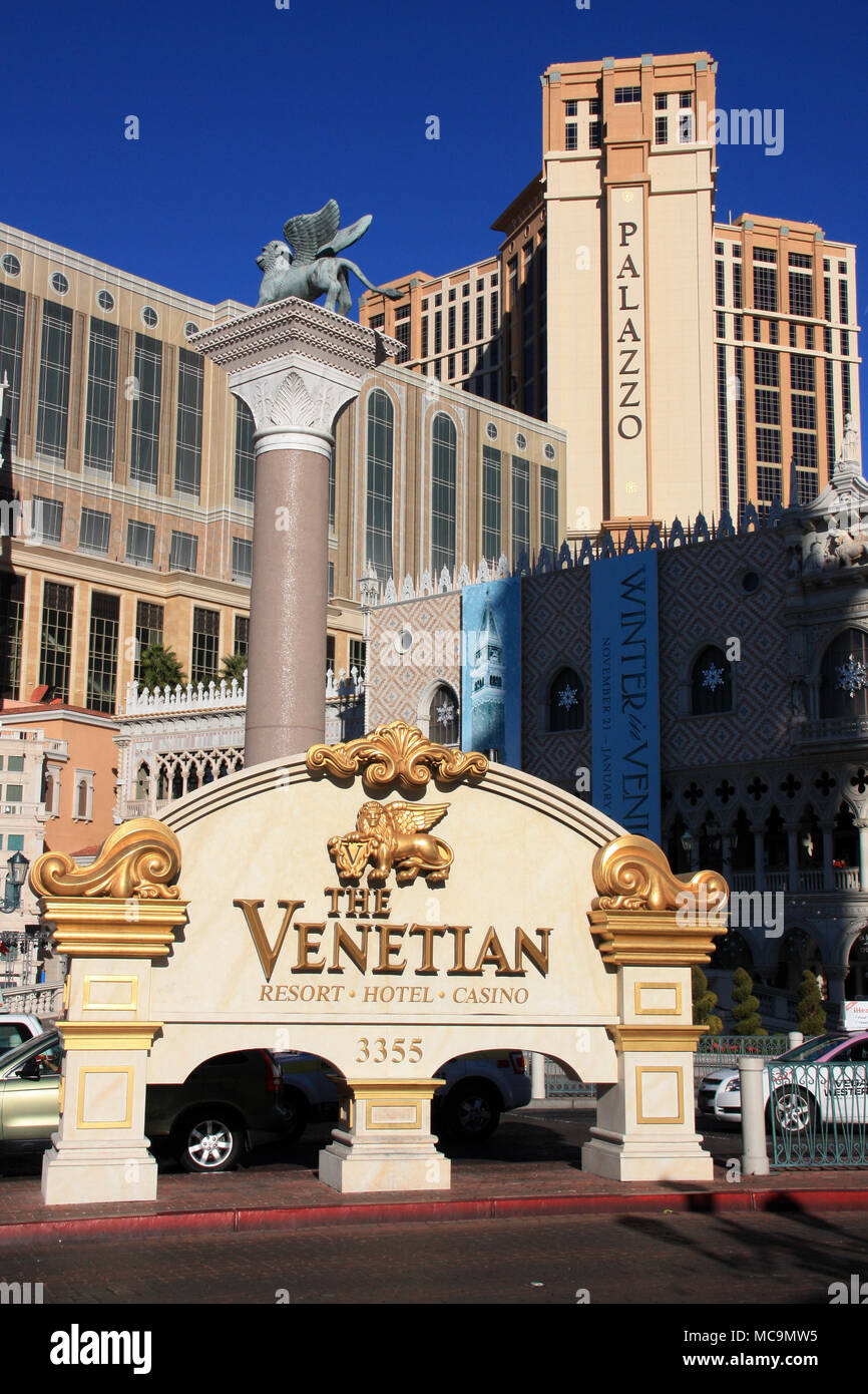 Exterior view of the entrance, the Column of San Marco replica and the ...
