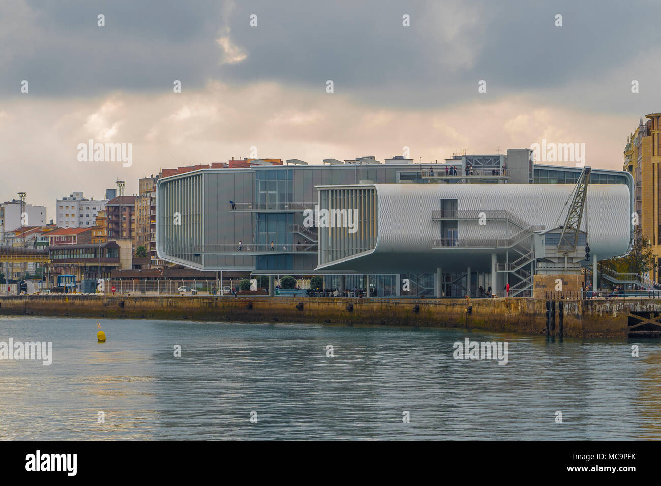 Botin center bay santander hi-res stock photography and images - Alamy