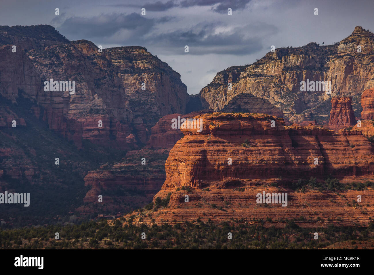 Beautiful Mescal Mountain and various red rock formations with Secret ...