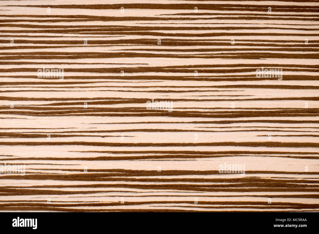 Texture of wenge wood veneer Stock Photo - Alamy