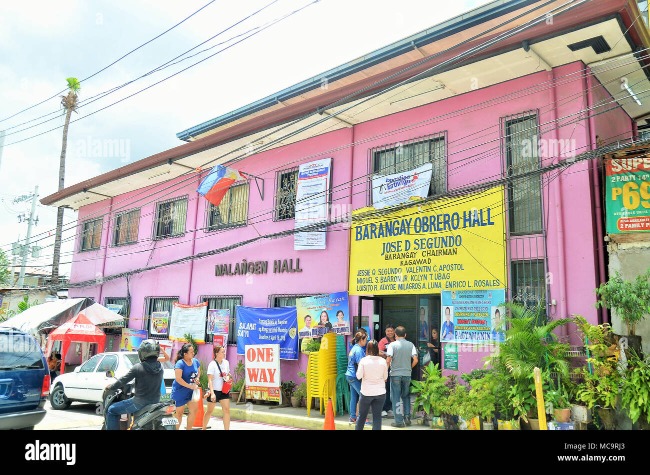 Brgy assistance hi-res stock photography and images - Alamy
