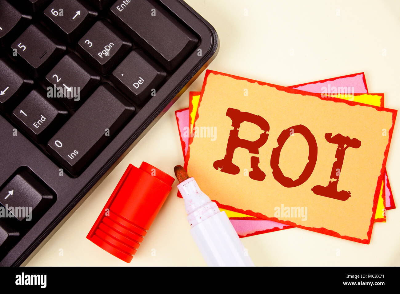 Word writing text Roi. Business concept for Return On Profit ...