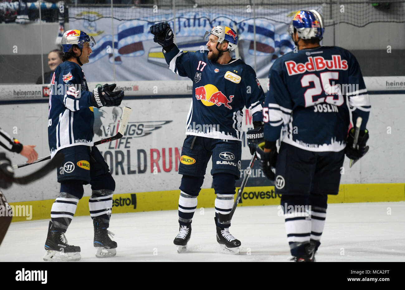 13 April 2018, Germany, Munich: Ice hockey, German Ice Hockey League ...