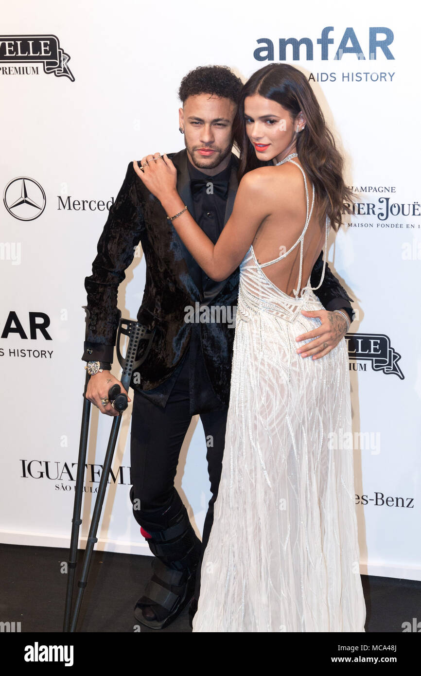 Neymar Soccer Player Girlfriend