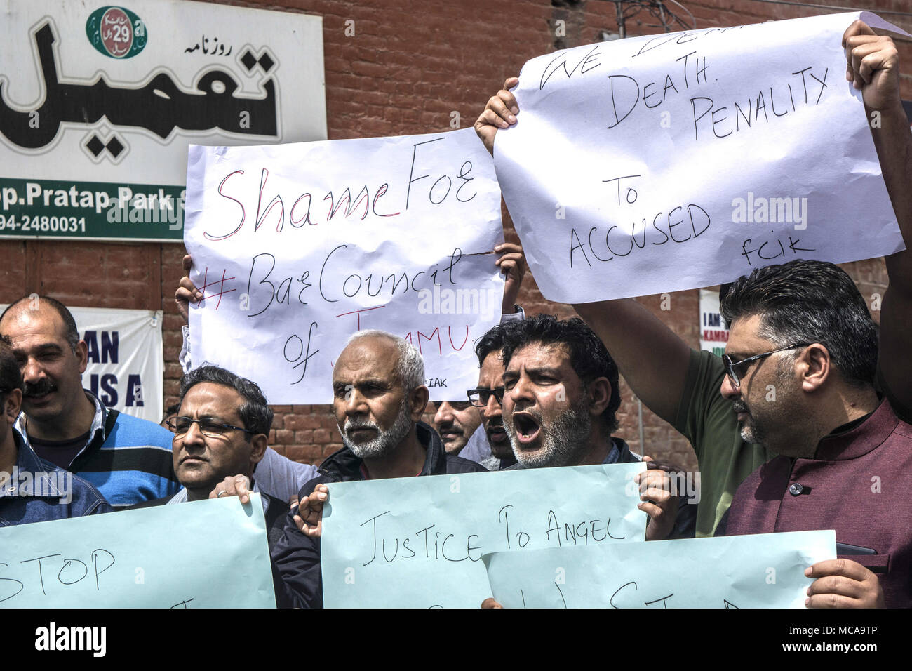 Srinagar, Jammu And Kashmir, India. 14th Apr, 2018. Kashmir Muslim hold ...