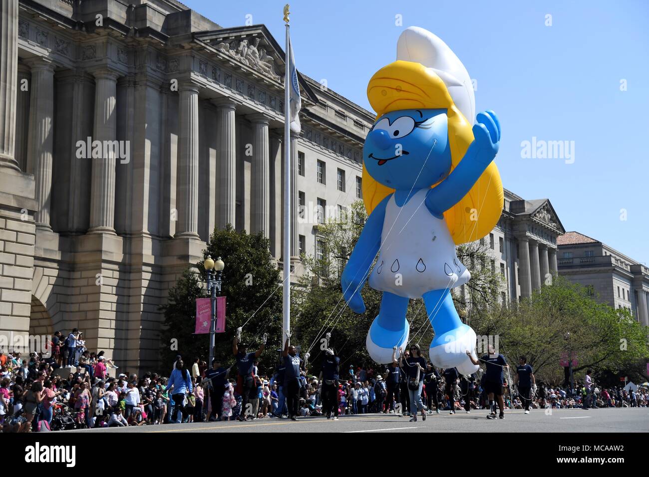 Smurfette hi-res stock photography and images - Alamy